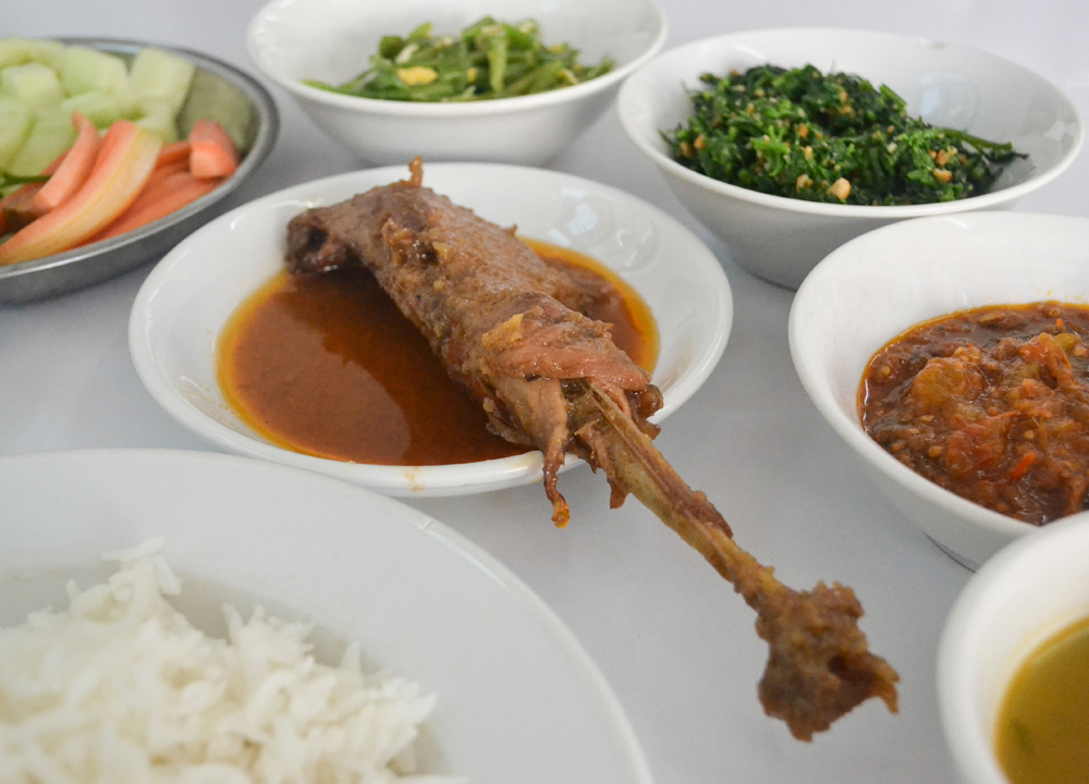 Top 60 Foods of Asia: Essential Eating Asian Food Guide